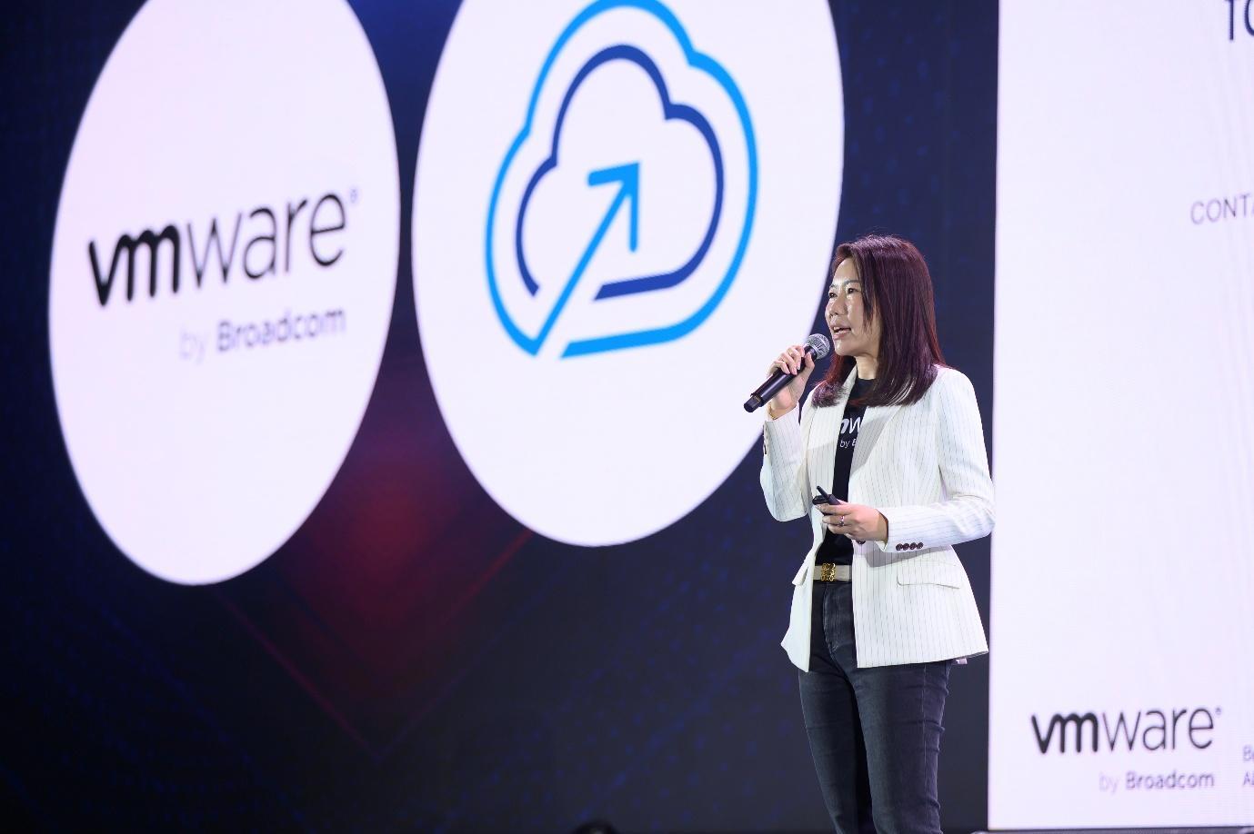 The Show Day in Bangkok 2025: AI The Power of Technology – VMware by ...
